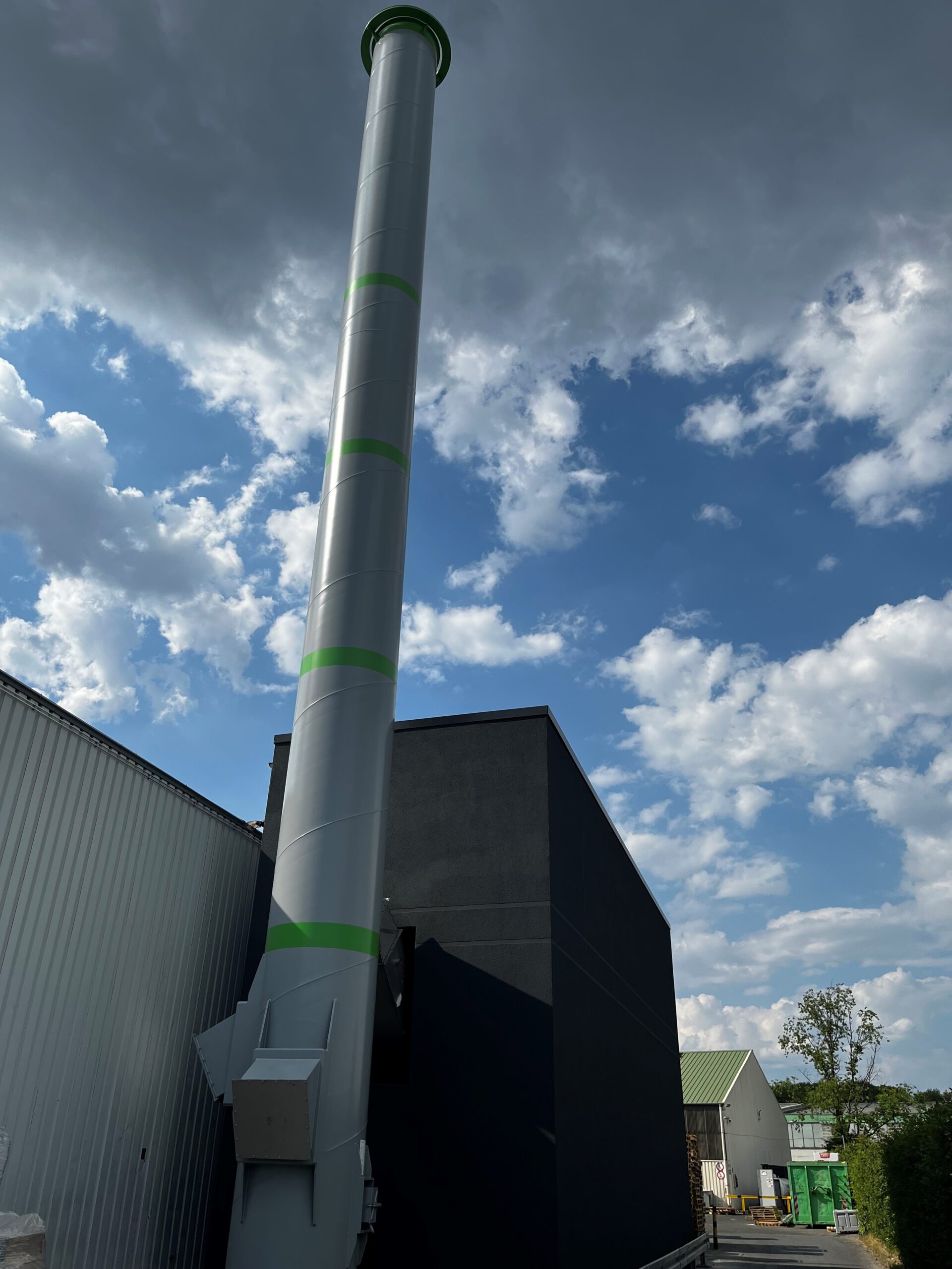 almaak international GmbH